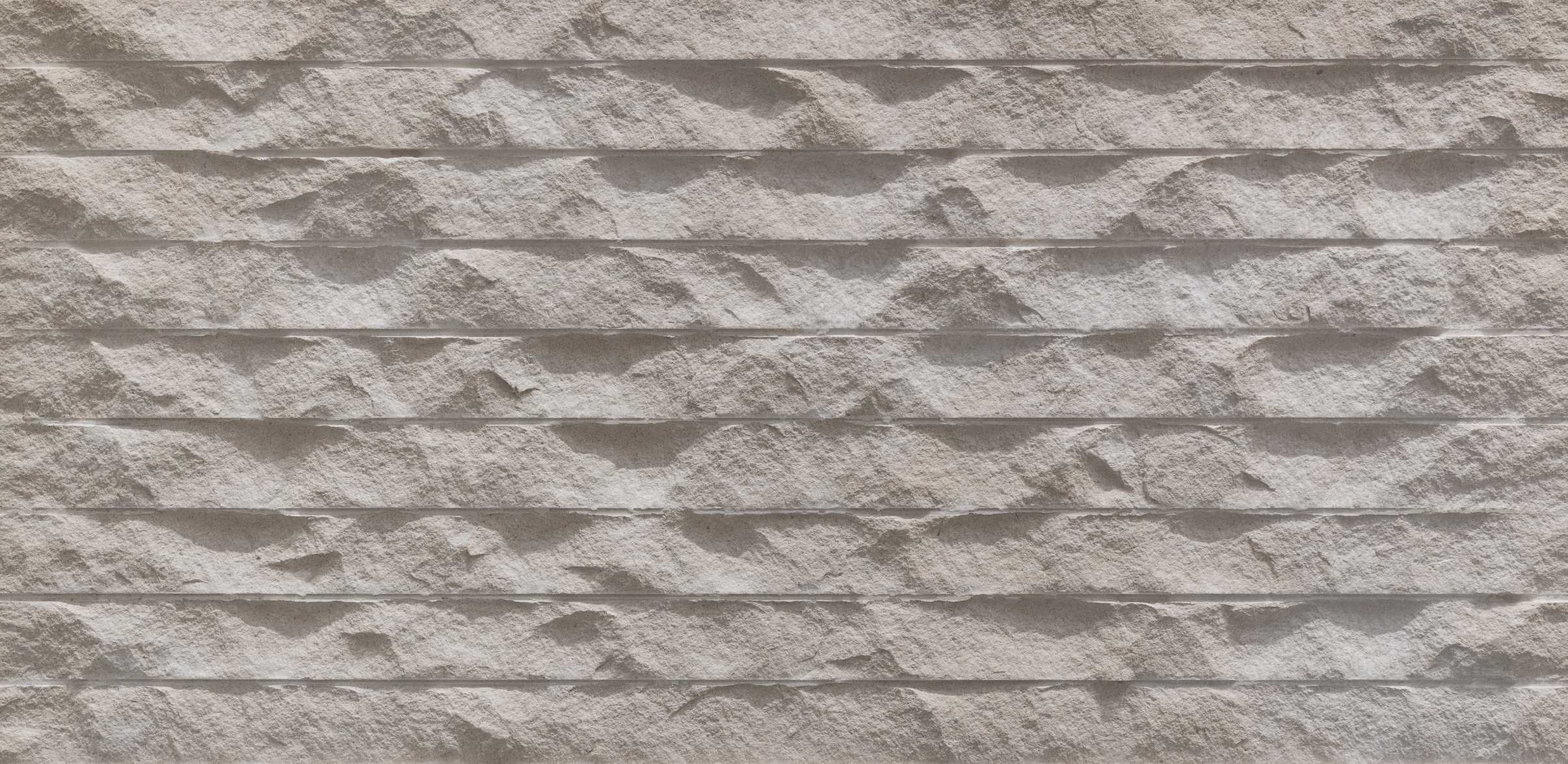 Barcelona Beige Wide Split and Combed - Solstice Stone